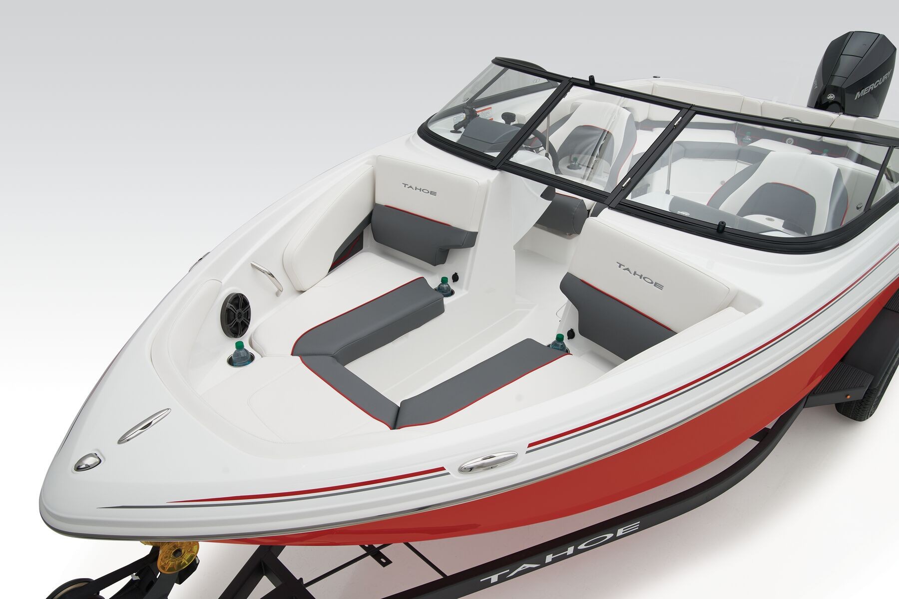 210 S | 21ft. 5in. Sport Boat | TAHOE Boats